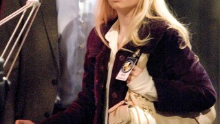 Jack Bauer reunites with his daughter in 24 Season 5 Episode 12 - 24 ...