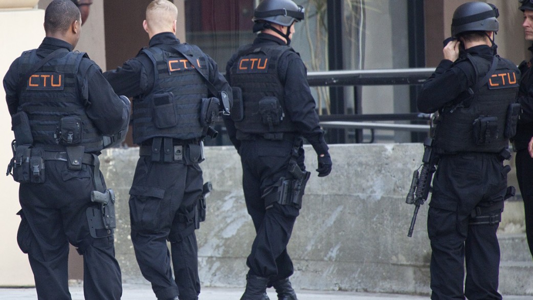 24 Series Finale Set Pics with CTU SWAT - 24 Spoilers