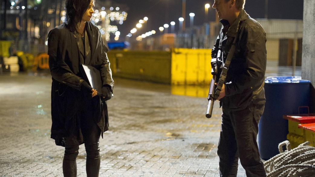 Jack Bauer (Kiefer Sutherland) and Chloe O'Brian (Mary Lynn Rajskub ...